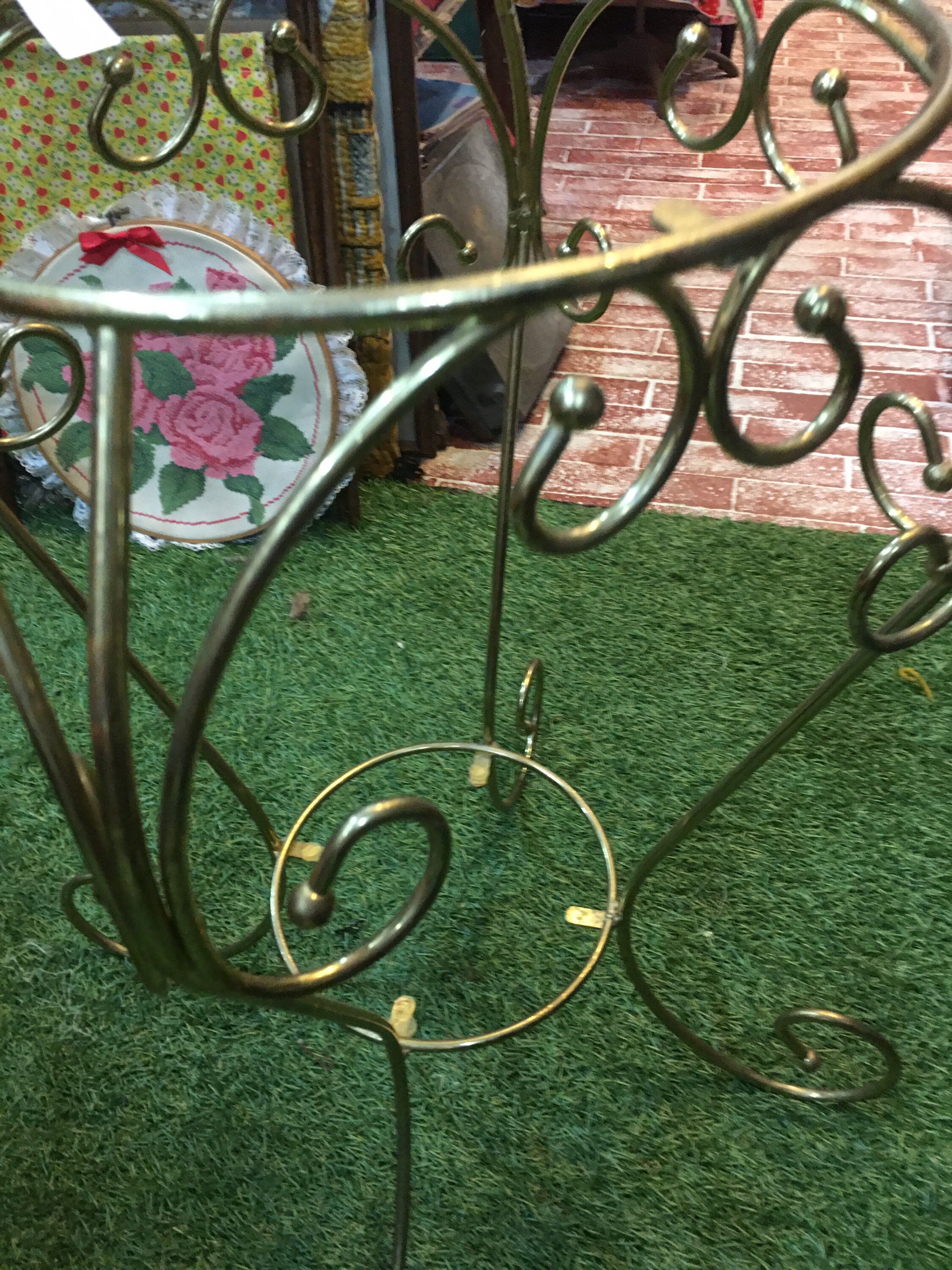 Two Tier Retro Wire Brass Finish Table Plant Stand Ornate Legs - Etsy