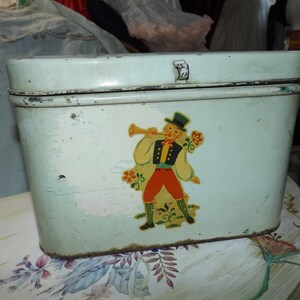 Retro Vintage White Bread Box Storage Display Metal Box Farmhouse ...