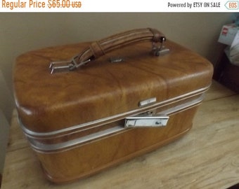 Brown Train Case - Etsy