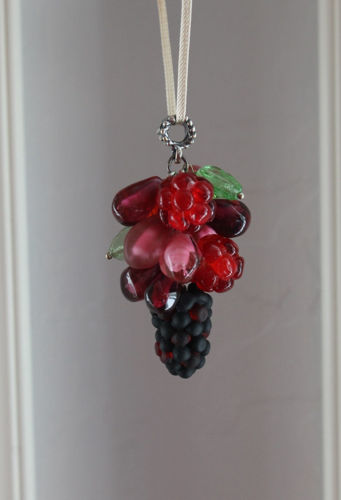 Handmade Glass Fruit Berry Cluster Pendant - Glass Pomegranate Seeds ...