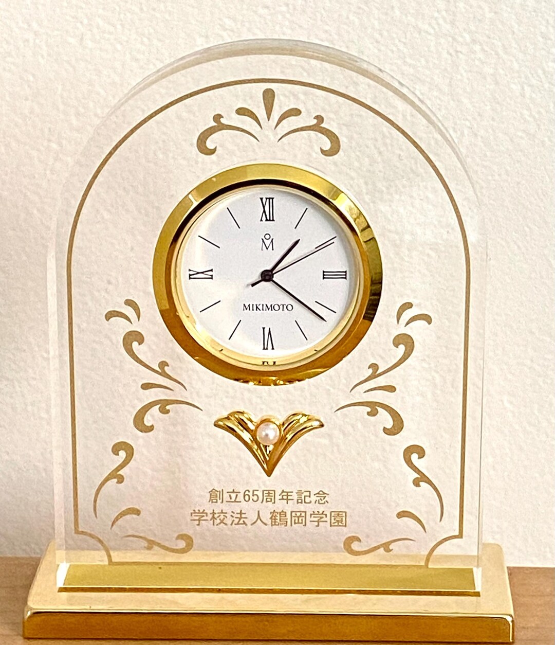 Mikimoto Small Mantel Clock With White Cultured Pearl Detail Clear ...