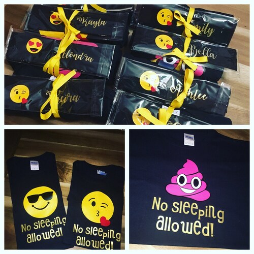 Money Mouth Face Emoji T-shirt U1F911 Emoji Tee Halloween - Etsy