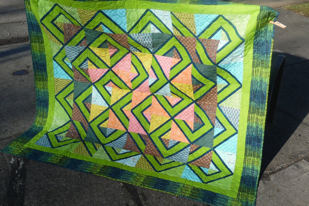 Labyrinth Lap Quilt or Wall Hanging - Etsy