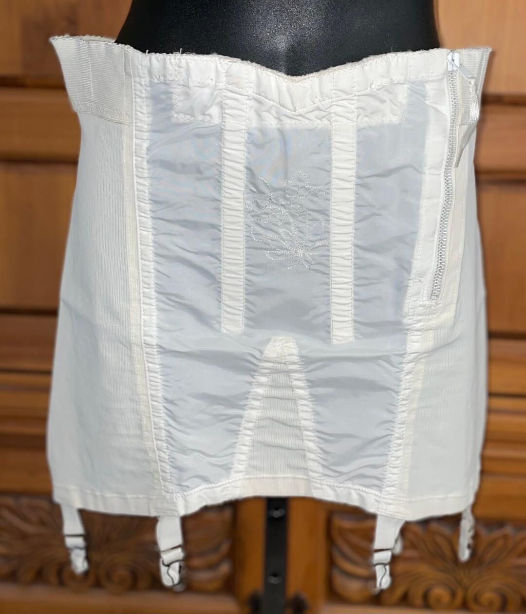 Exclusive Collection - NOS Vintage 1960's WARNERS off White Support ...