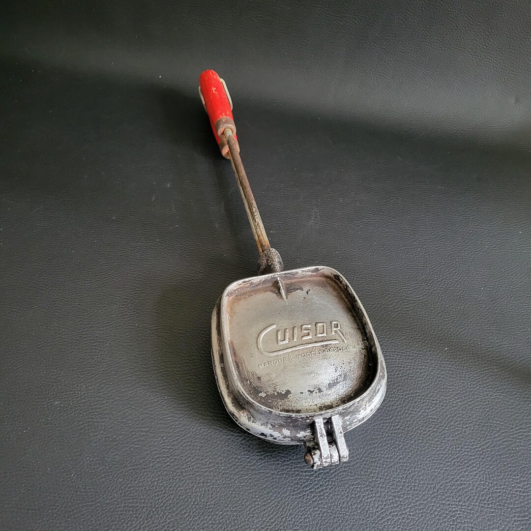 Hot Sandwich Maker by Cuisor Hot Toast Maker Red Wooden Handles French ...