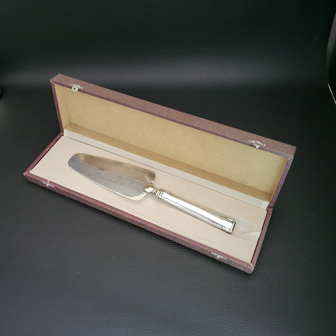 Art Deco Cake Slice Silver Plated Silversmith Hallmark D Frères Sold in ...