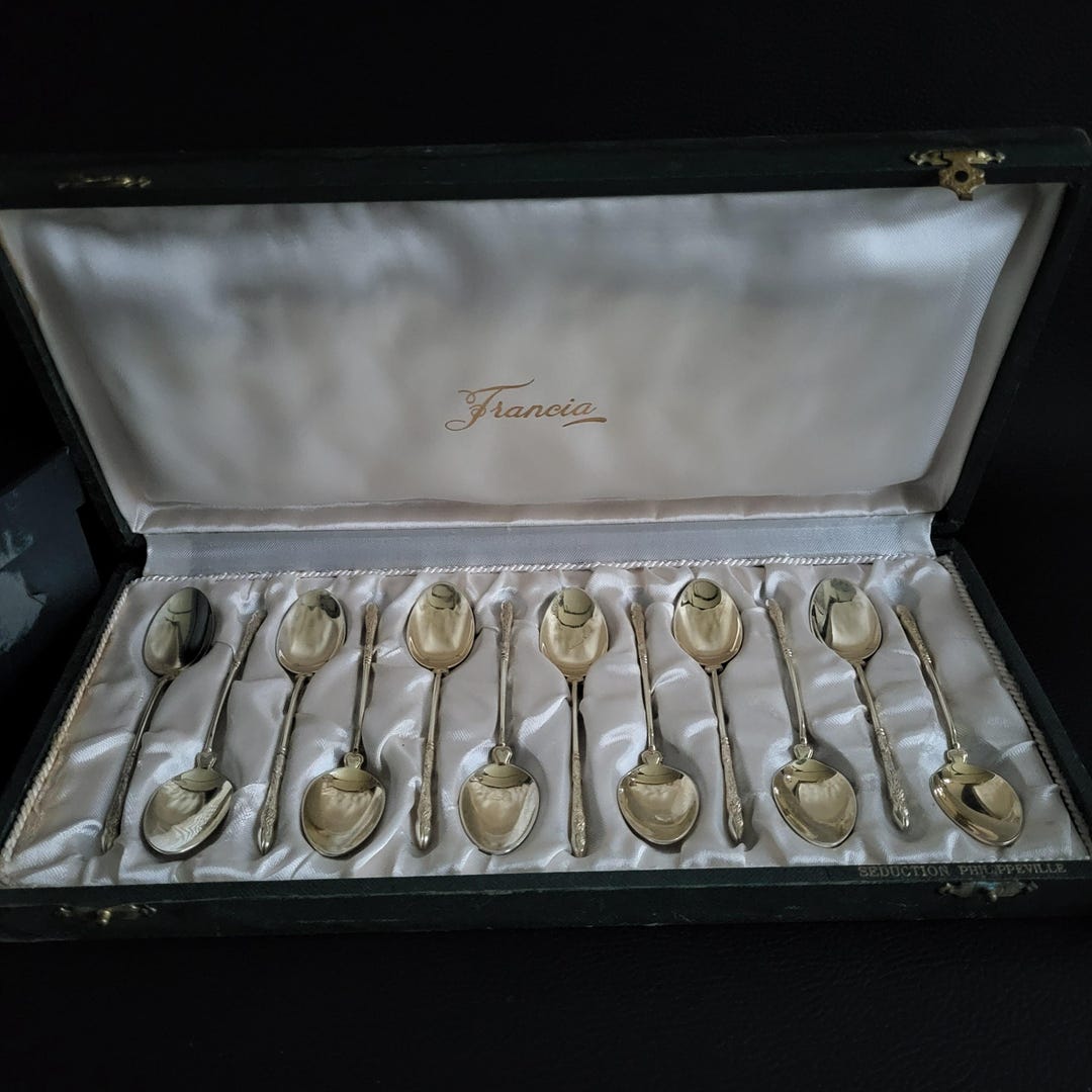Mocha Spoons Set Cutlery Set of 12 Silver Plated Mocha Spoons in a Box ...
