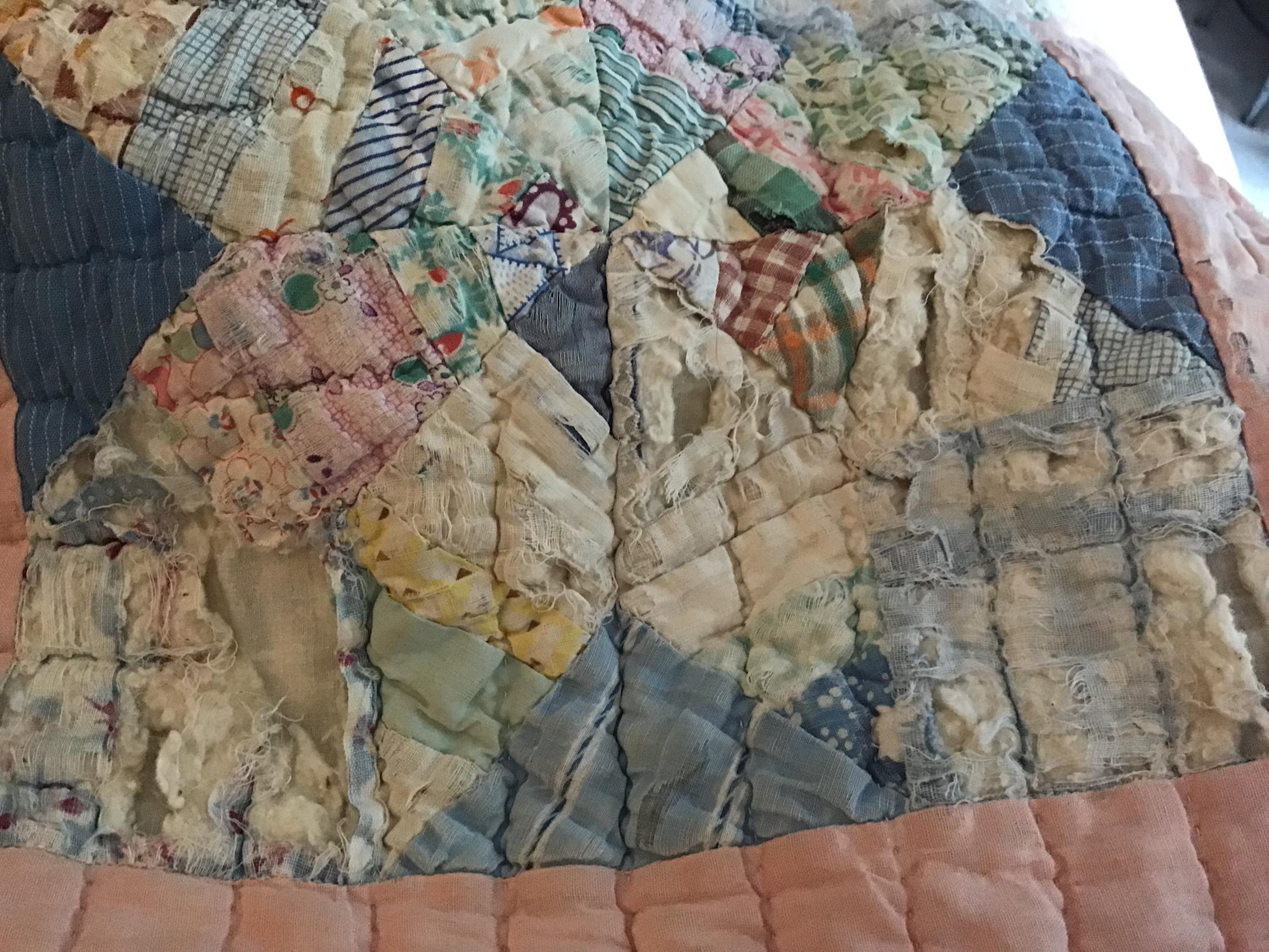 Vintage Tattered & Torn Old Farmhouse Very Shabby Pink Quilt Distressed ...