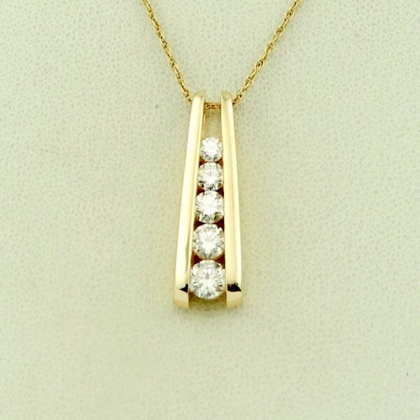 Graduated Diamond Necklace - Etsy