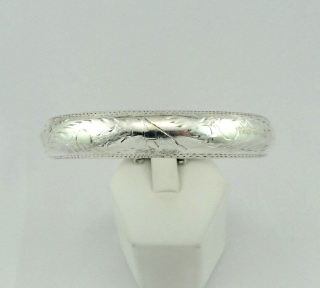 Gorgeous Hand Engraved Sterling Silver Hinged Hollow Bangle Bracelet ...