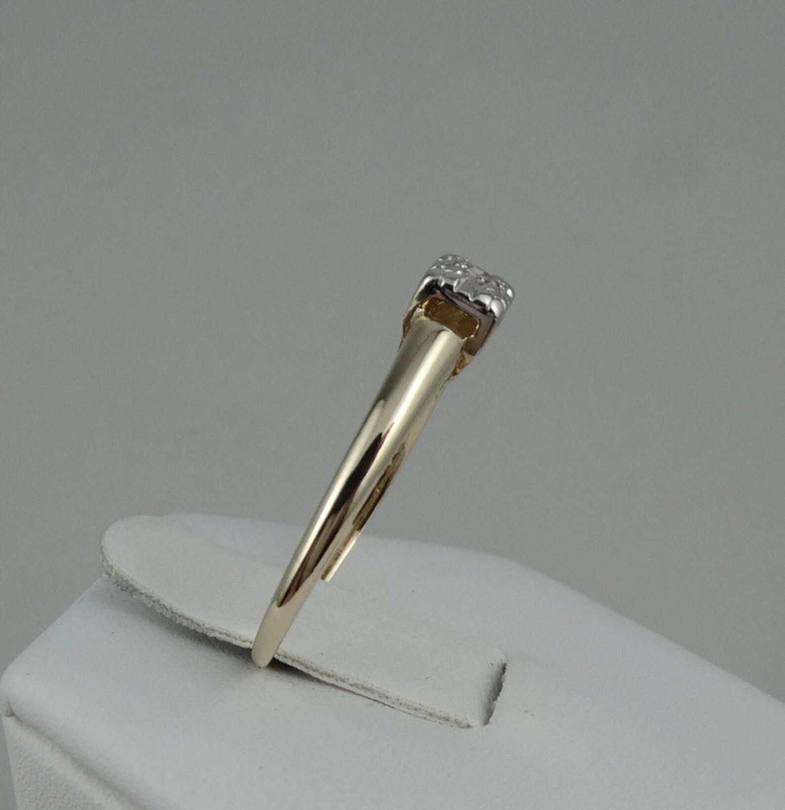 Vintage Low-profile Diamond 14K Gold Promise Ring Size 7 3/4 | Etsy