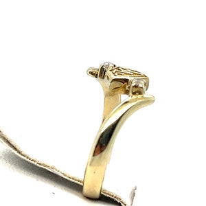 Unique Vintage Diamond and 14K Solid Yellow Gold CTR Shield Ring Size 4 ...