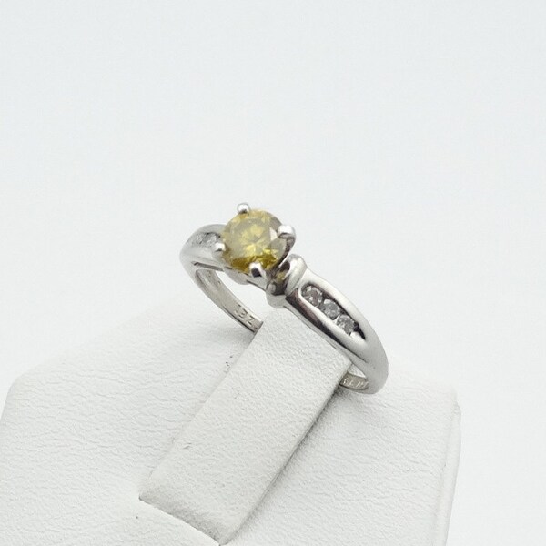 Canary Diamond Ring - Etsy