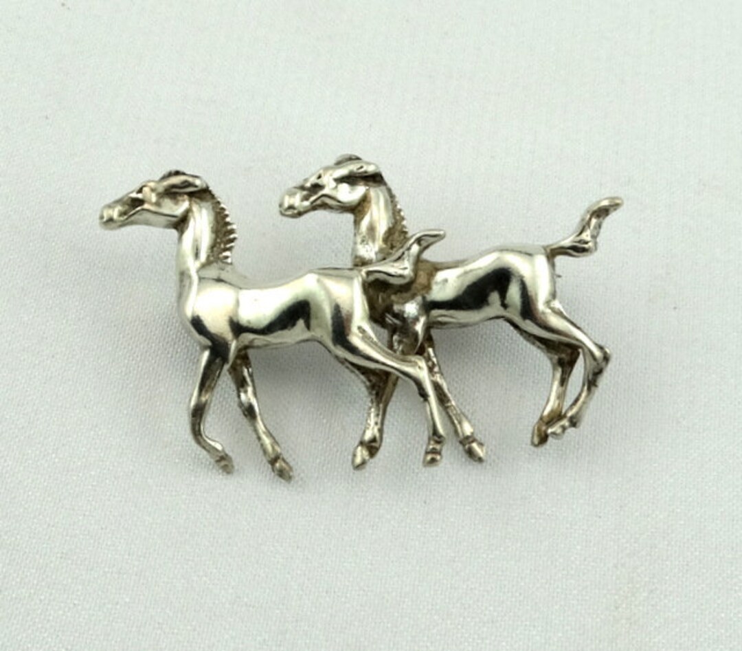 Beautiful Prancing Horses Vintage Sterling Silver Horse Brooch FREE ...