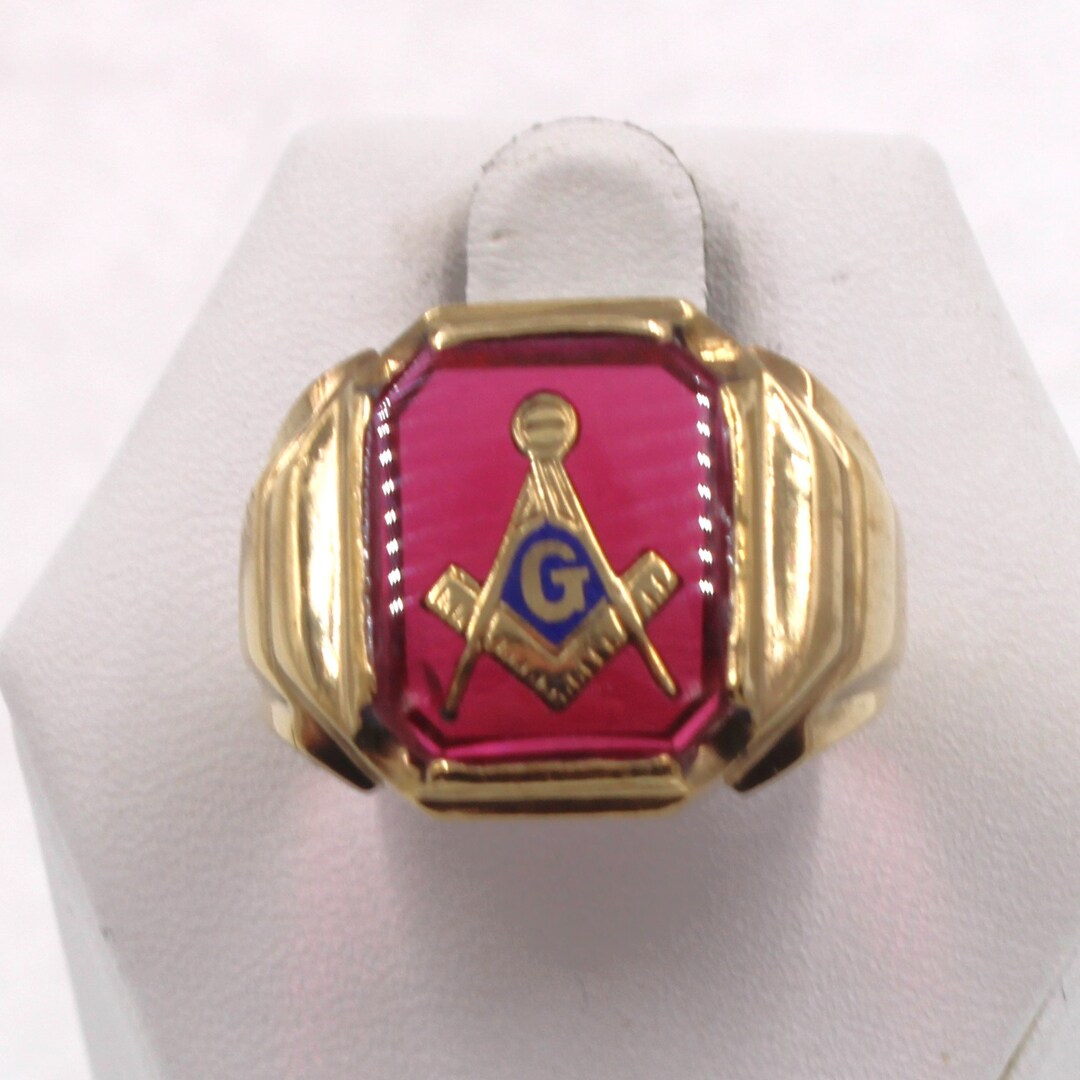 Handsome Vintage 10K Yellow Gold and Lab Ruby Masonic Ring Size 9 FREE ...