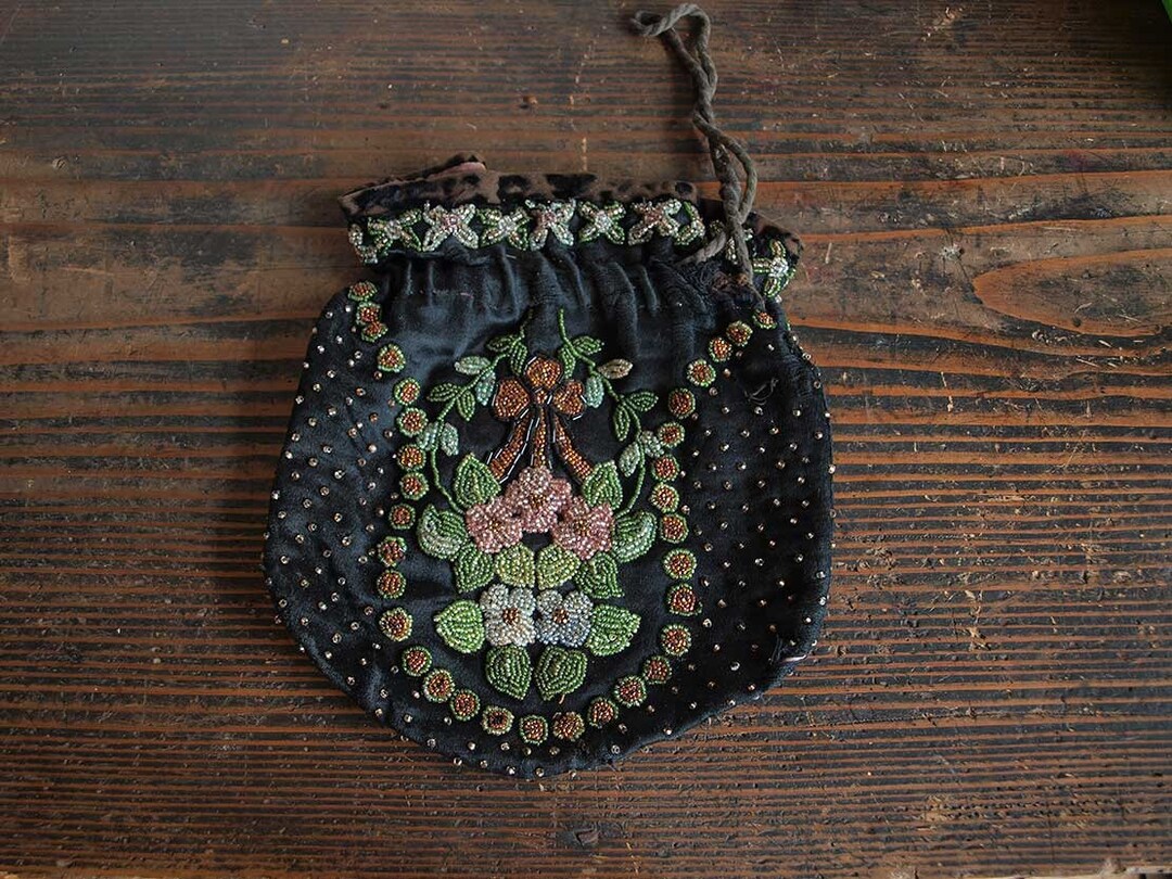 Victorian Beaded Drawstring Purse Reticule Floral Beaded Drawstring ...