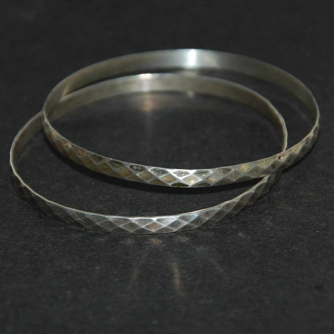 Vintage 1960s Era Pair of CORO Sterling Silver Diamond Pattern Bangles ...