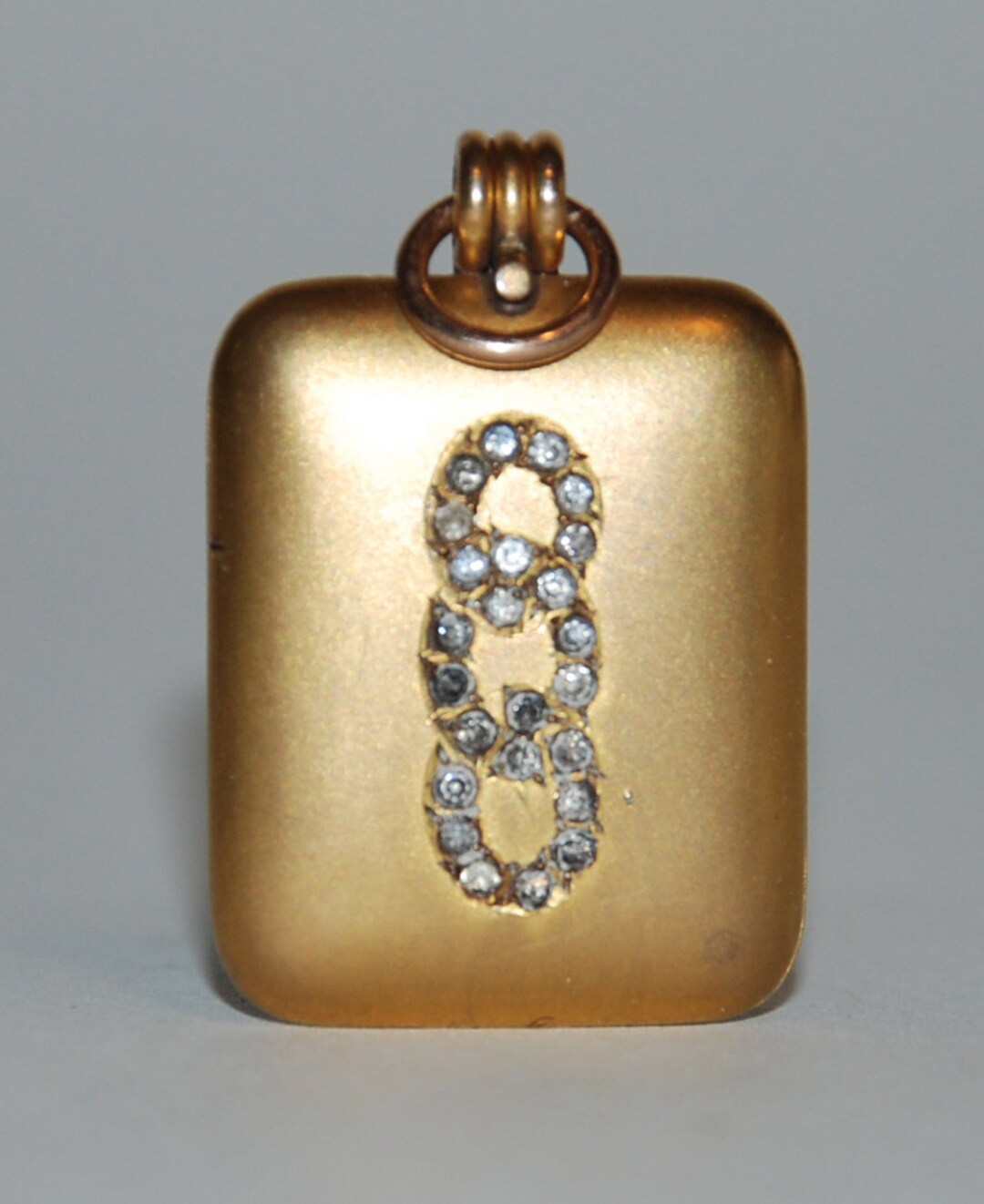 Vintage Late 1800s Odd Fellows Locket -- Free USA Shipping! - Etsy