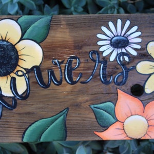 Wooden Hand Painted Flowers Garden Sign, Handpainted Yellow White ...