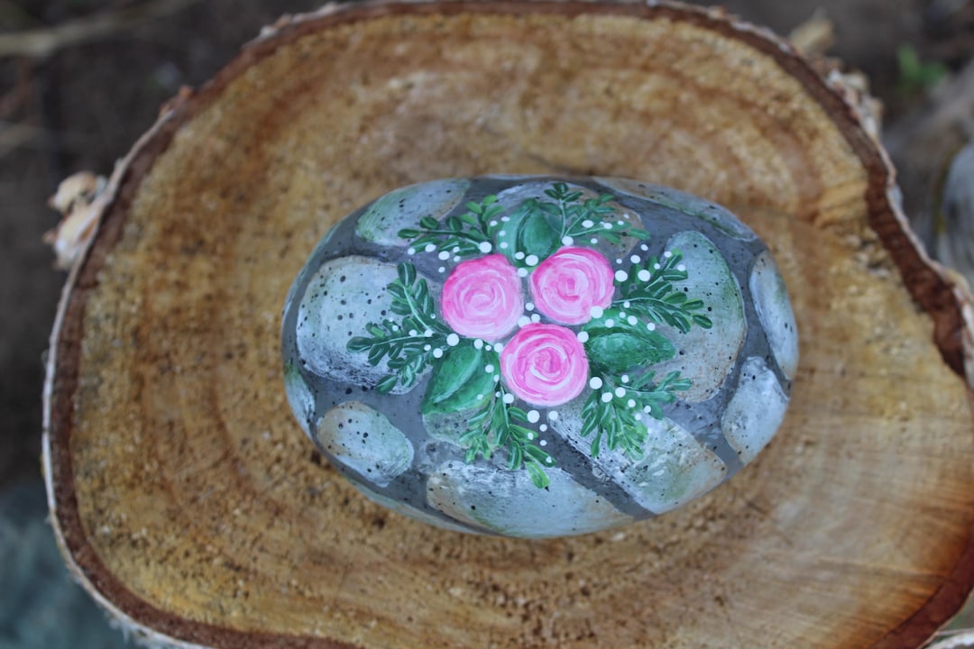 Hand-painted Rose Garden Rock: Floral Decor Gift - Etsy