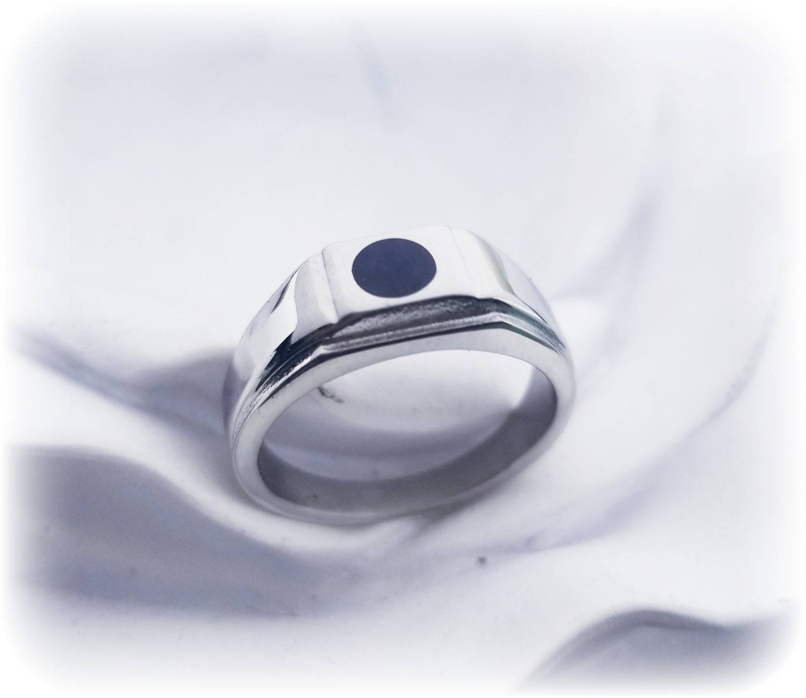 Men's Cremation Ring Made With Ashes Custom Memorial - Etsy