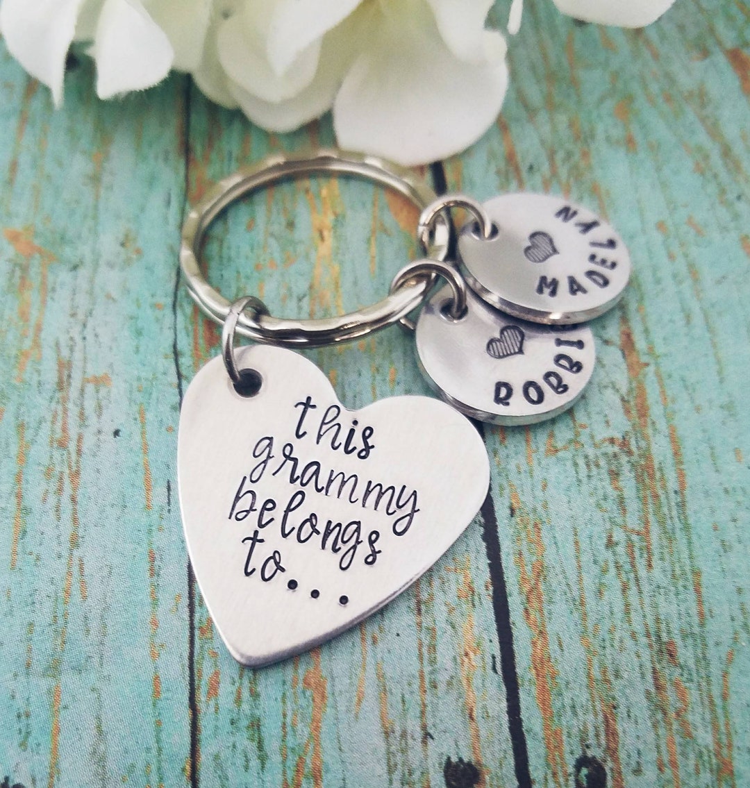 Personalized Grandma Keychain: Custom Name Discs, Grandmother Gift - Etsy