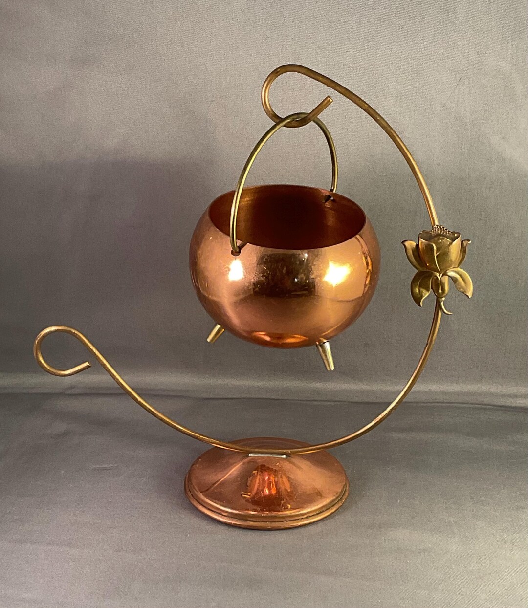 Brass & Copper Orb or Ornament Stand With Mini Cauldron - Etsy