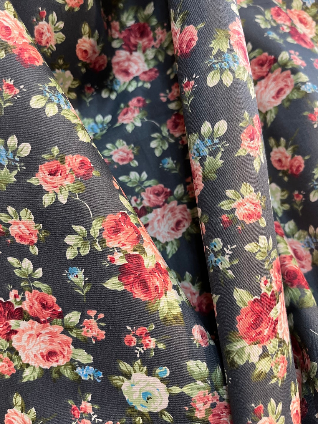 Floral Vintage Romantic Shabby Roses Cotton. Victorian French Roses ...