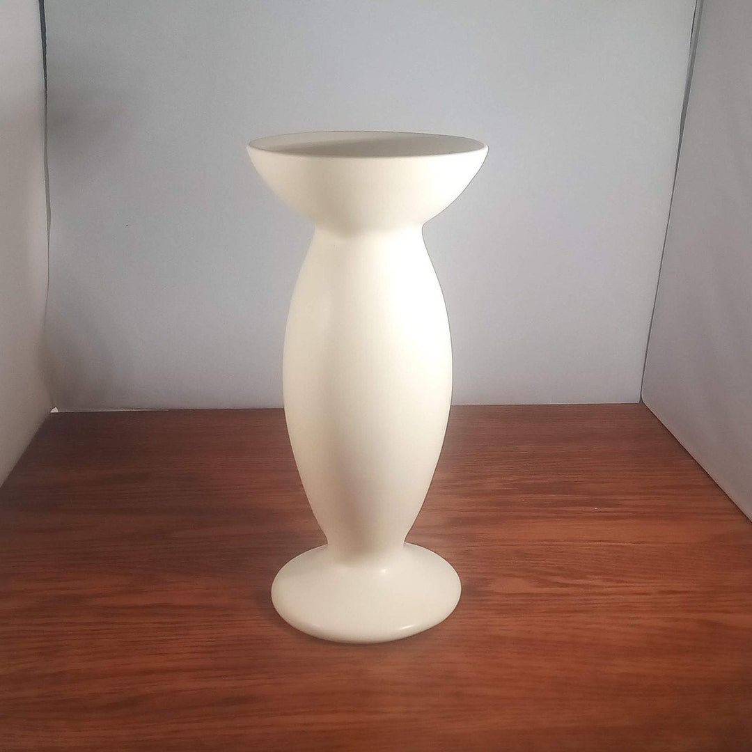 Haeger Vase, Bud Vase, Dried Flower Vase 1998, Satin Off-white Finish ...