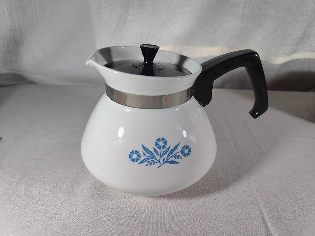 Vintage 1960s Corning Ware Tea Pot, Blue Cornflower, 6 Cup, With Black ...