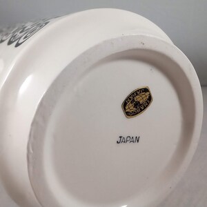 Coffee Pot, With Lid, Inarco Pottery, Japan, White, Black Curlicue ...