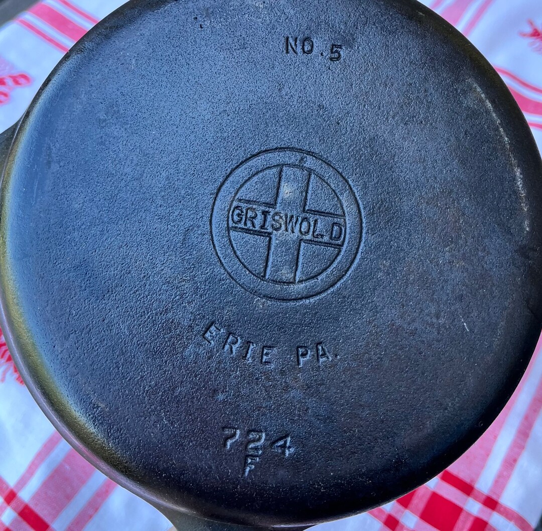 Vintage Griswold No. 5 Cast Iron Skillet, 724F, Erie PA, Small Block ... Vintage Griswold No. 5 Cast Iron Skillet, 724F, Erie PA, Small Block ...