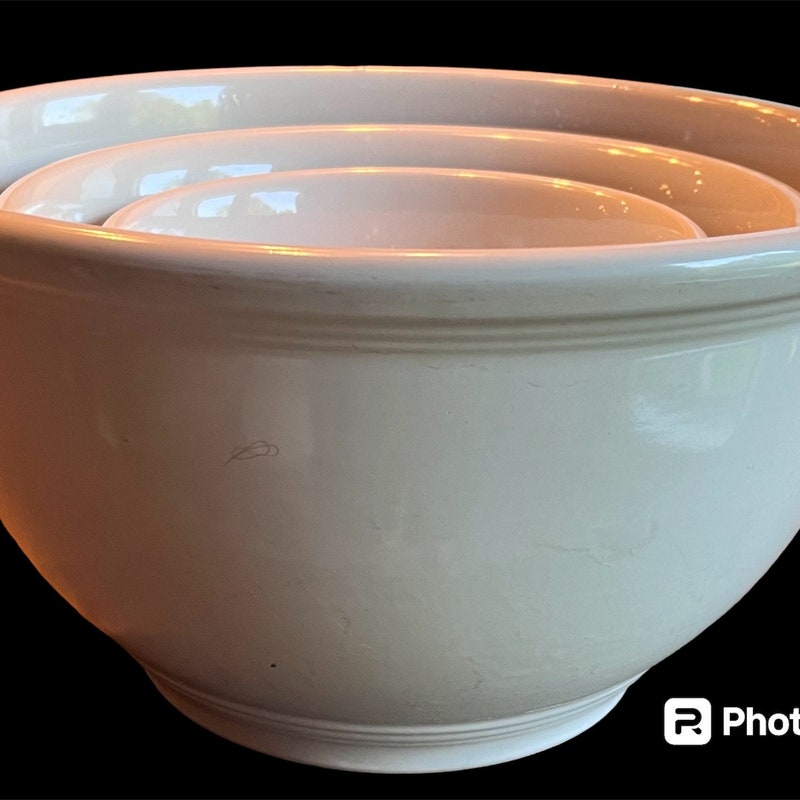 Vintage Mixing Bowls - Etsy