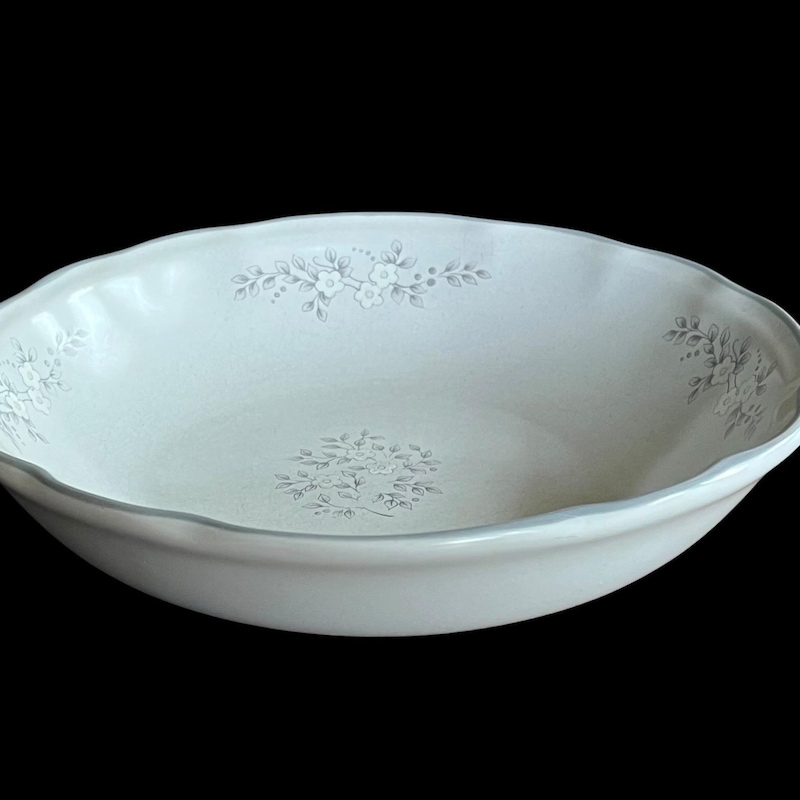 Vintage Scalloped Bowls - Etsy