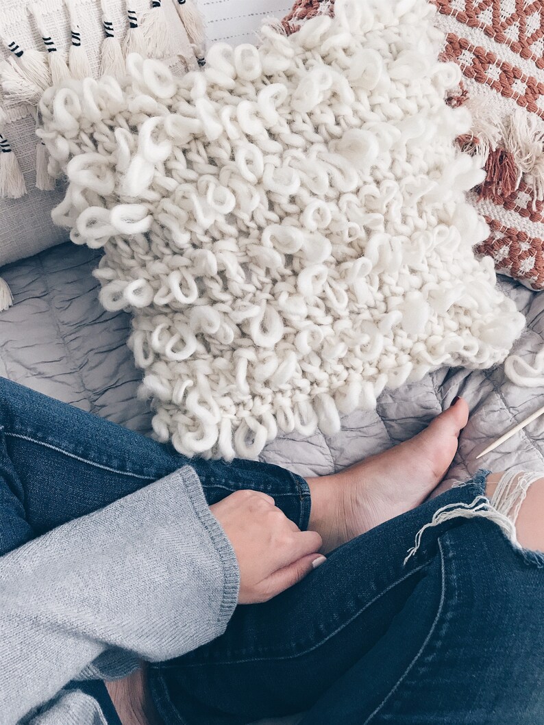 Crochet Pattern / Textured Loop Pillow Wool - Etsy