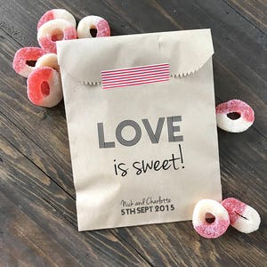 Love is Sweet! Personalized Paper Favor Bags to Hold Candy From the ...