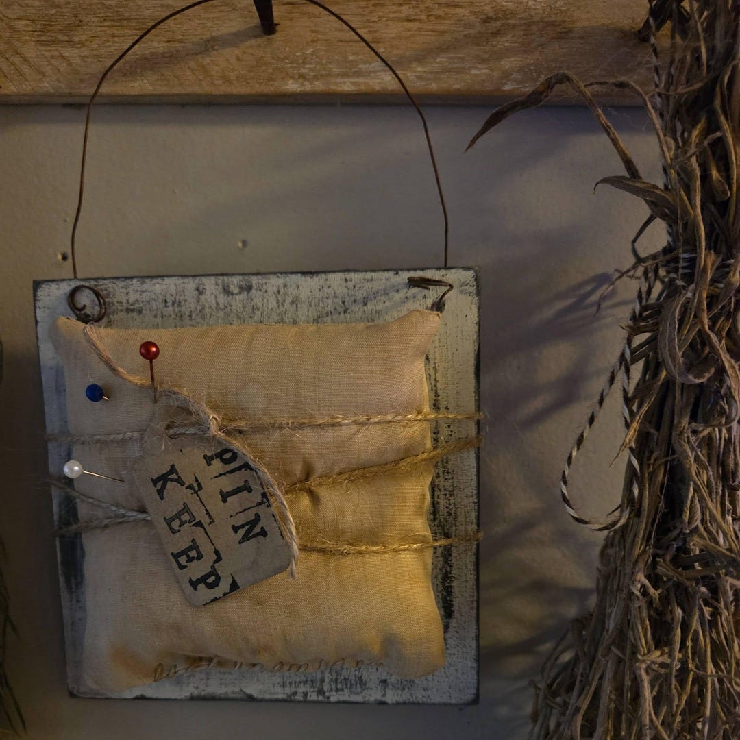 Primitive Make-do PIN KEEP Peg Hanger ~ Primitive, Folk Art, Rustic ...