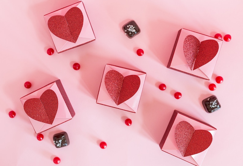 Heart Box for Valentine’s Day Packaging Glitter Red Pink Romantic Gift ...