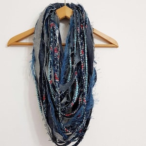Die Frayed Jeans Denim Necklace Scruffy Torn Jeans Fabric Jewelry ...