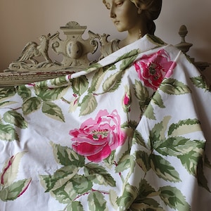 RARE Vintage French-found Dorothy Draper & Co. Schumachers' MANOR ROSE ...