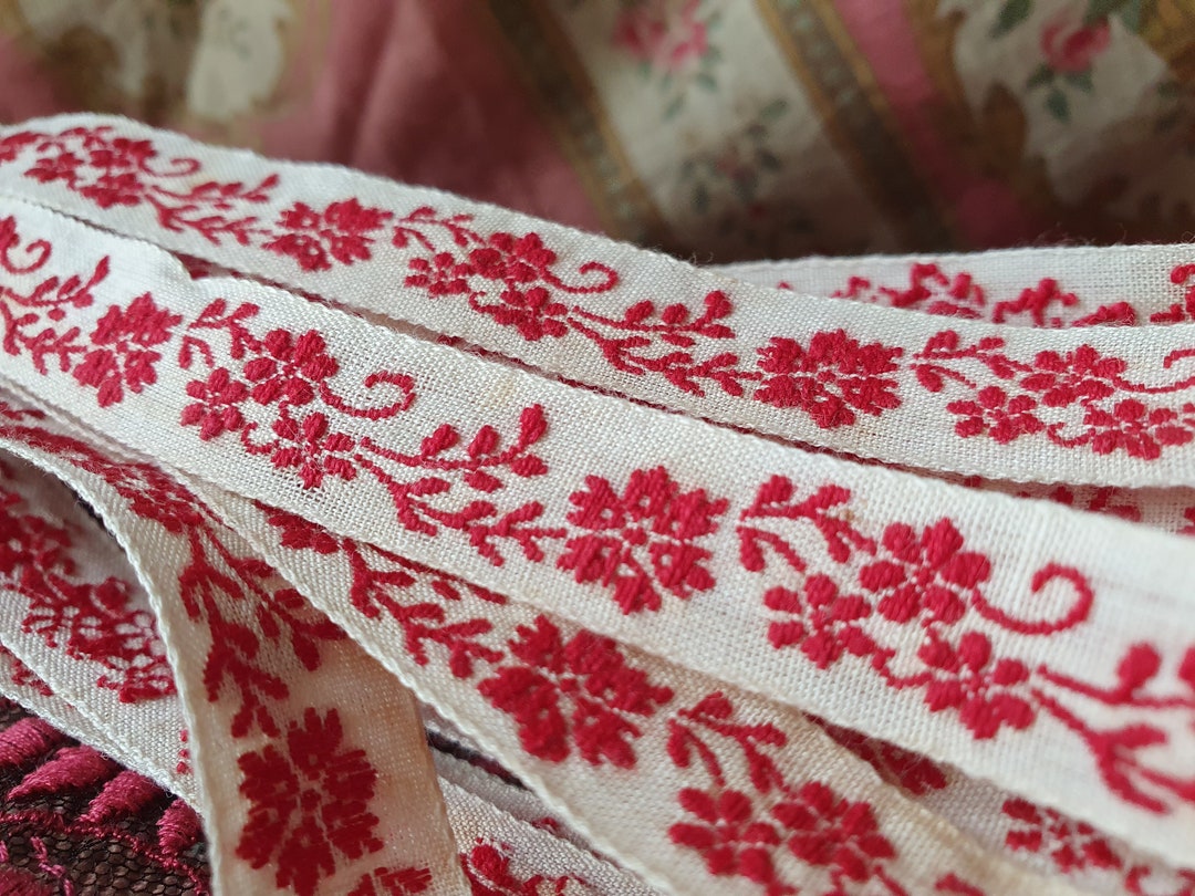 3.81 Mtrs of Antique French-stunning Narrow Embroidered Red & White ...