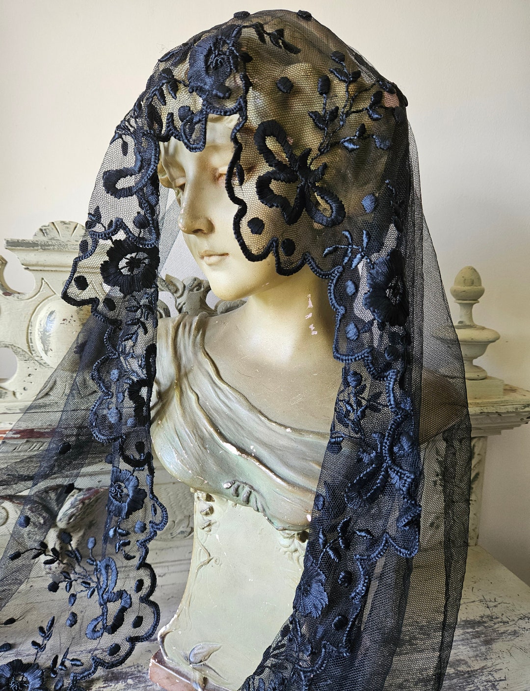 19thc Antique French Black Chantilly Floral Lace Panel-scolloped Edge ...