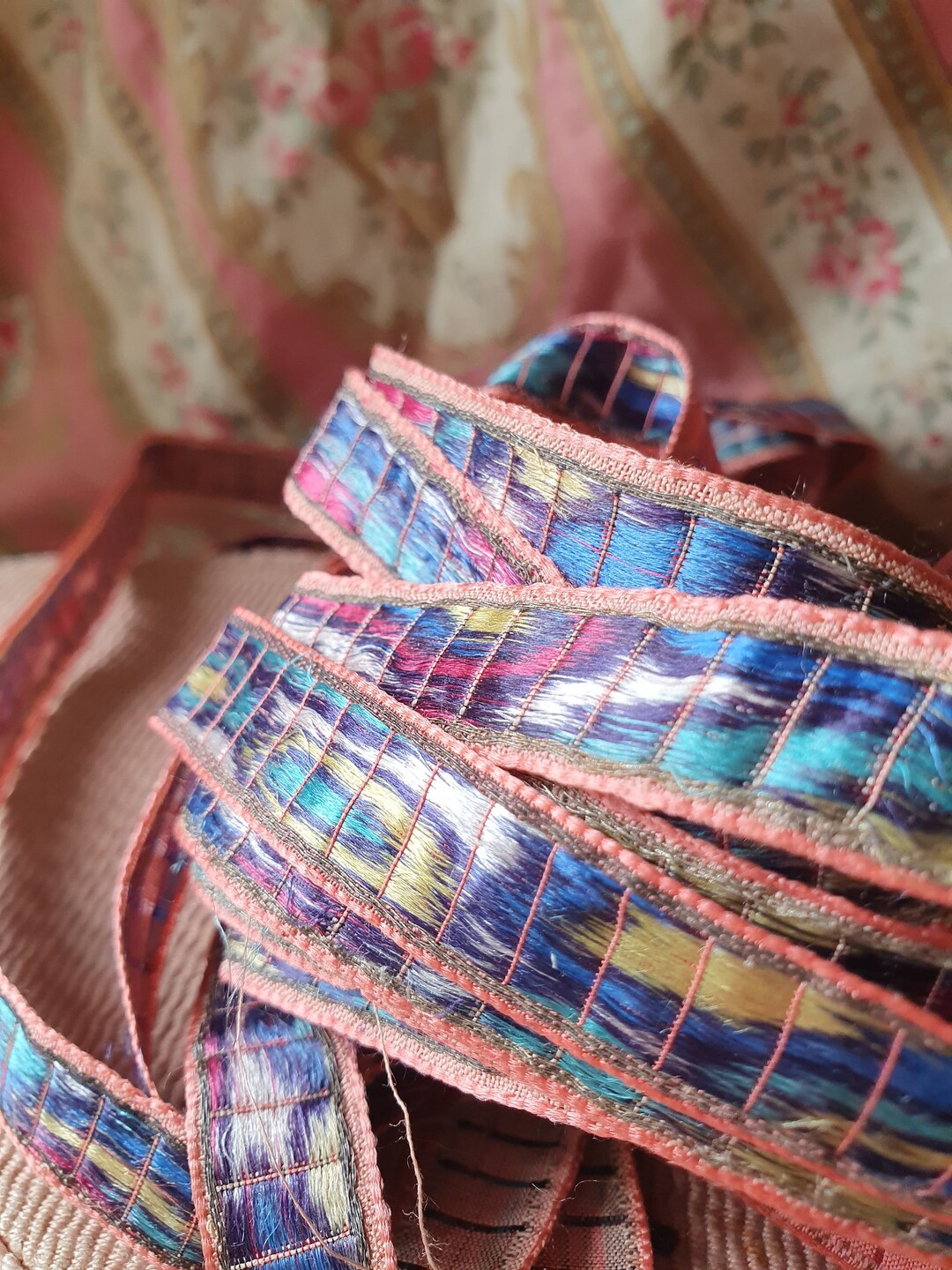 3.04 Mtrs of Gorgeous Antique French Narrow Silk Abstract Ribbon Trim ...