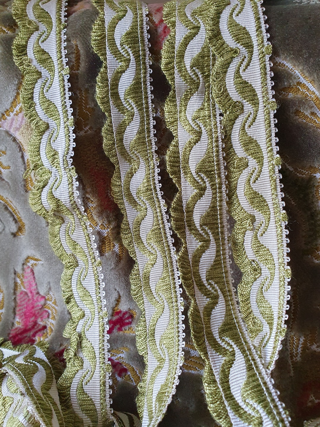 3.96 Mtrs of Antique French Shimmering Vivid Olive Green Silky ...