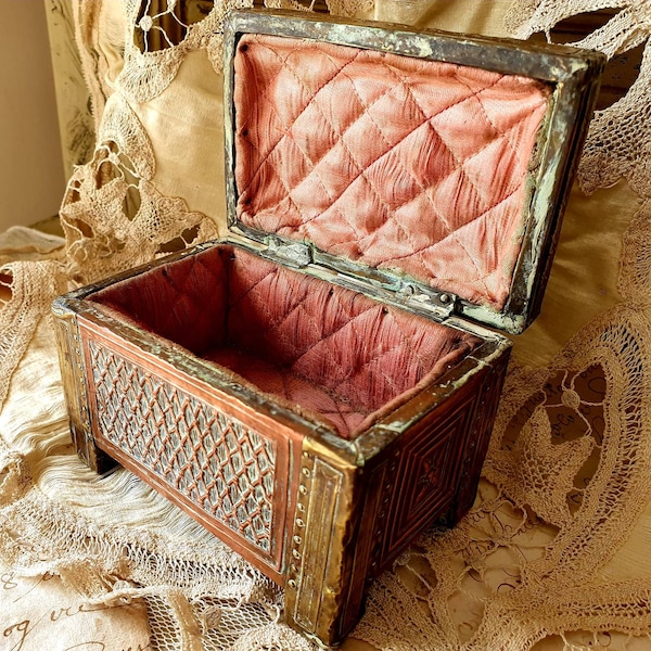 Casket - Etsy
