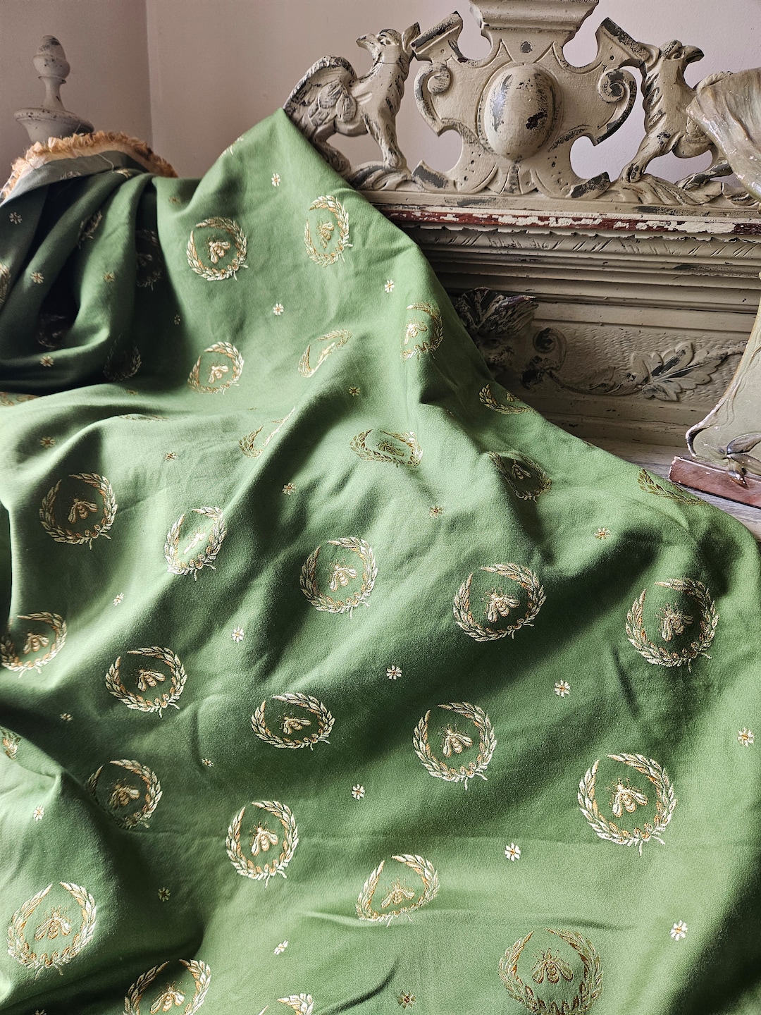 Stunning Napoleonic Empire-style Bee Silk Fabric Remnant-wonderful ...