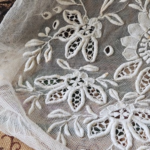 Antique French Handcrafted Embroidered Lace Bonnet Crown-delightful ...
