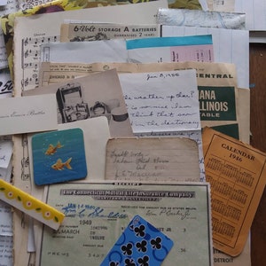 50 Pieces of Vintage Paper Ephemera Pack, Postcards Envelopes, Stamps ...