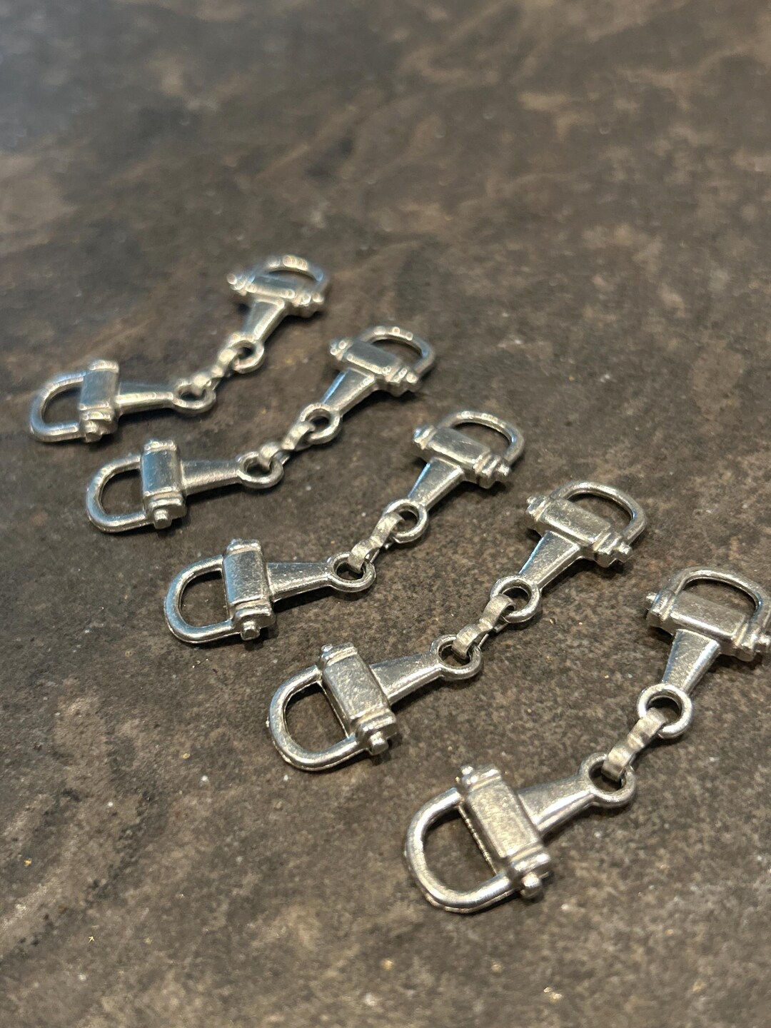 Trendy Horse Snaffle Bit Charms Package of 10 Silver Plated Alloy ...