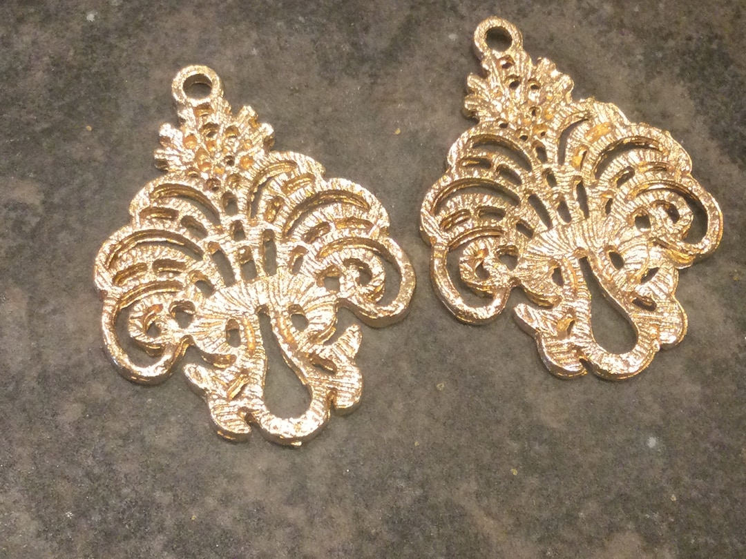 CLEARANCE Light Gold Filigree Chandelier Earring Findings Package of 2 ...